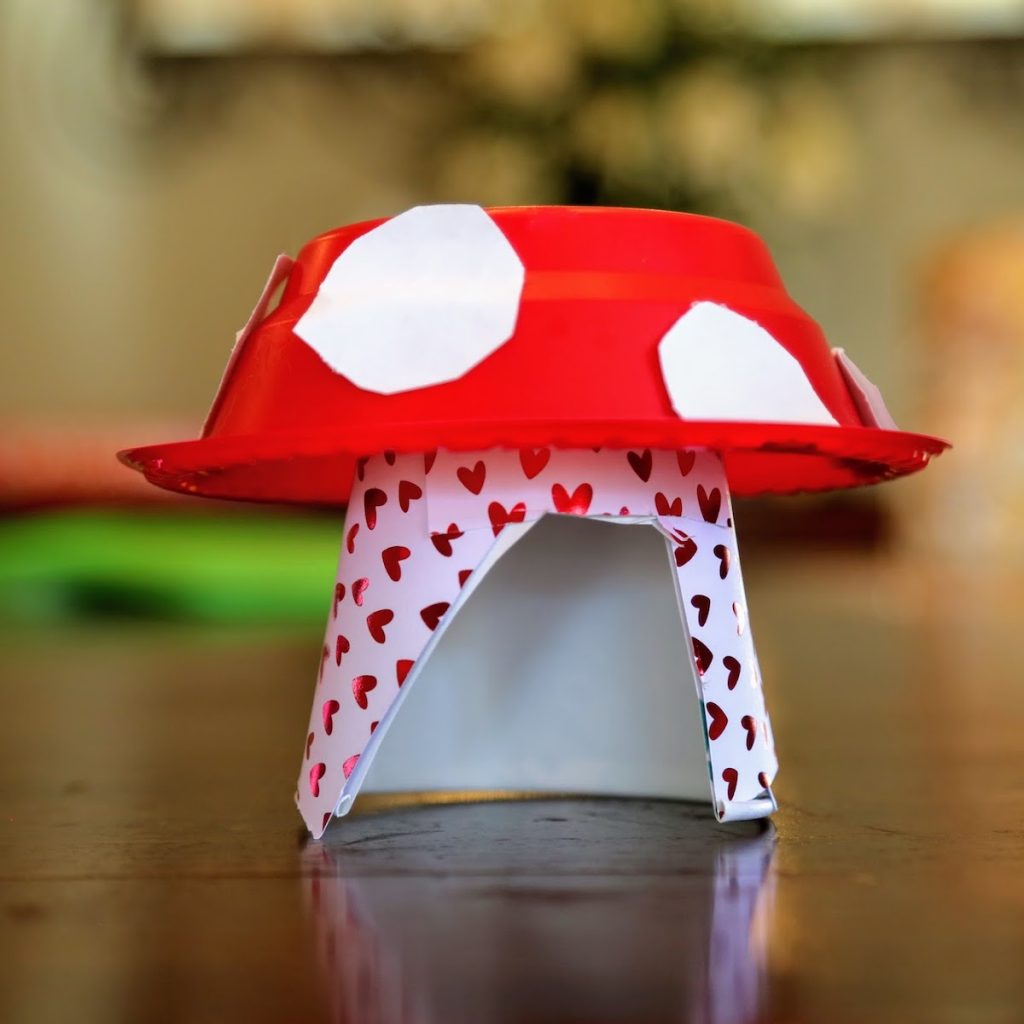 Mushroom House Craft for Kids (DIY Mushroom Village) - Platein28