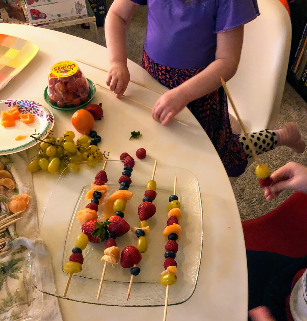 No Cook, Easy Kabobs for Kids - Fruit & Caprese Skewers - Platein28