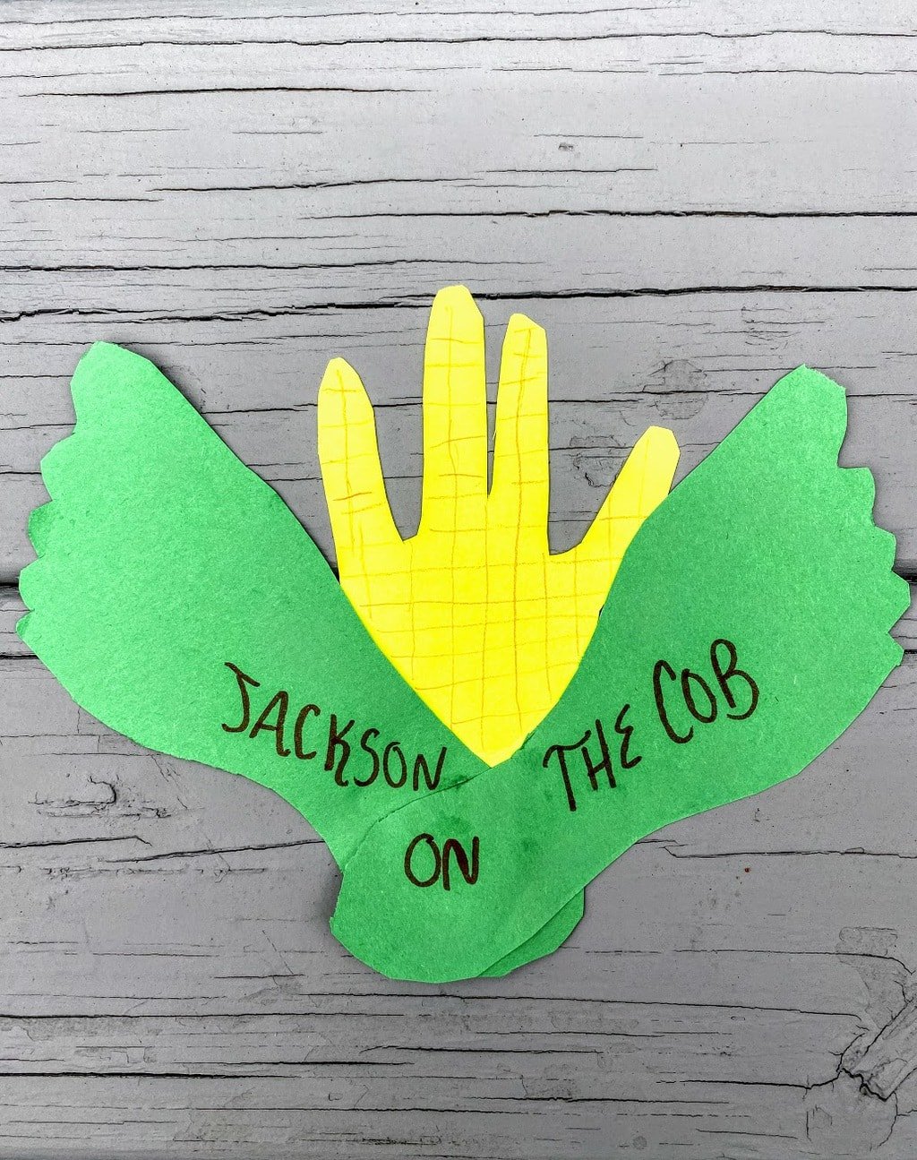 Handprint Corn on the Cob Craft - Platein28