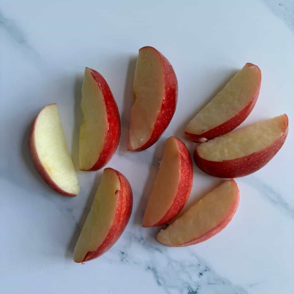 Apple Teeth Snack (3 Ingredients, Kids Love Making Them!) - Platein28